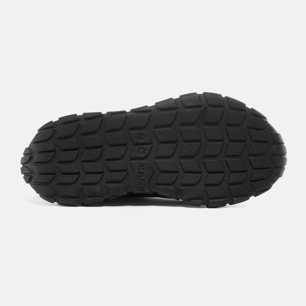 Blackout – KANE Revive AC – Active Recovery Shoe