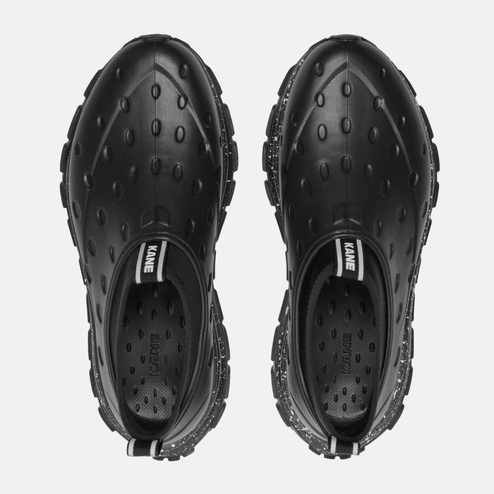 Blackout – KANE Revive AC – Active Recovery Shoe