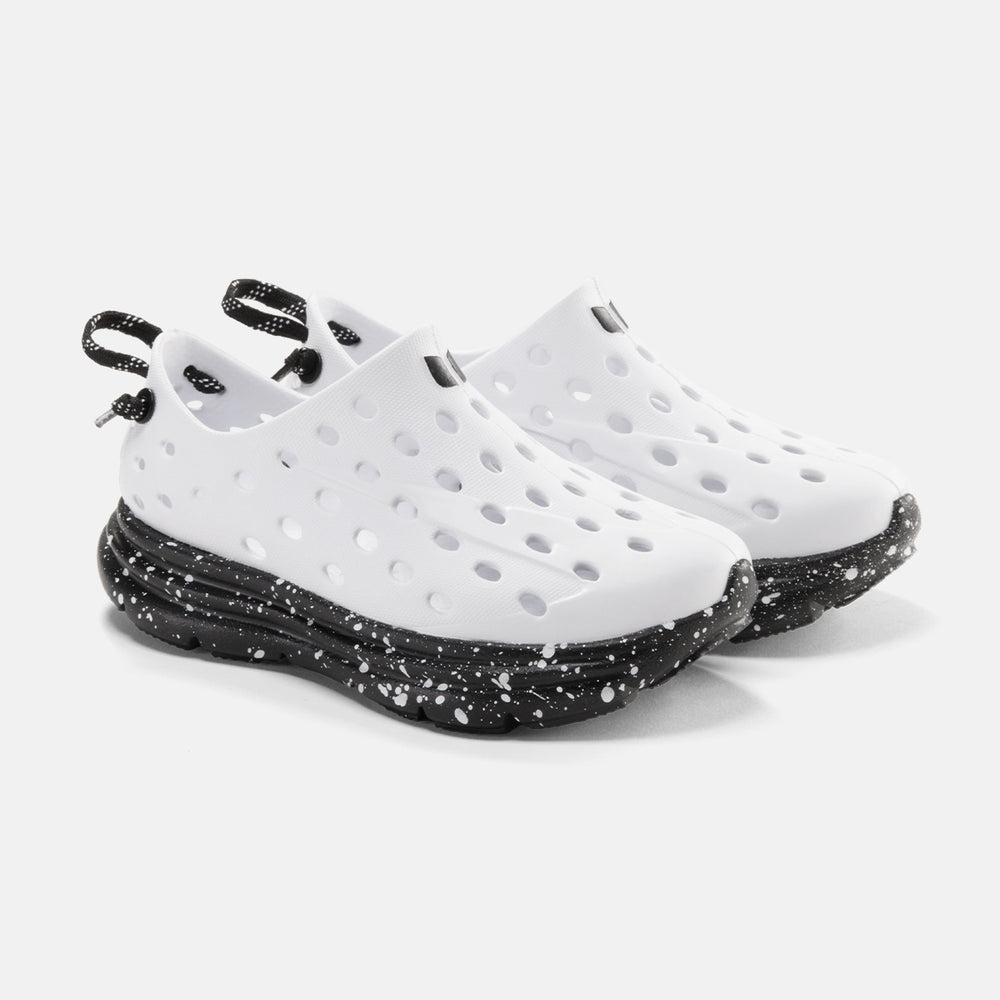 White / Black Speckle – KANE Revive Kids – Active Recovery Shoe
