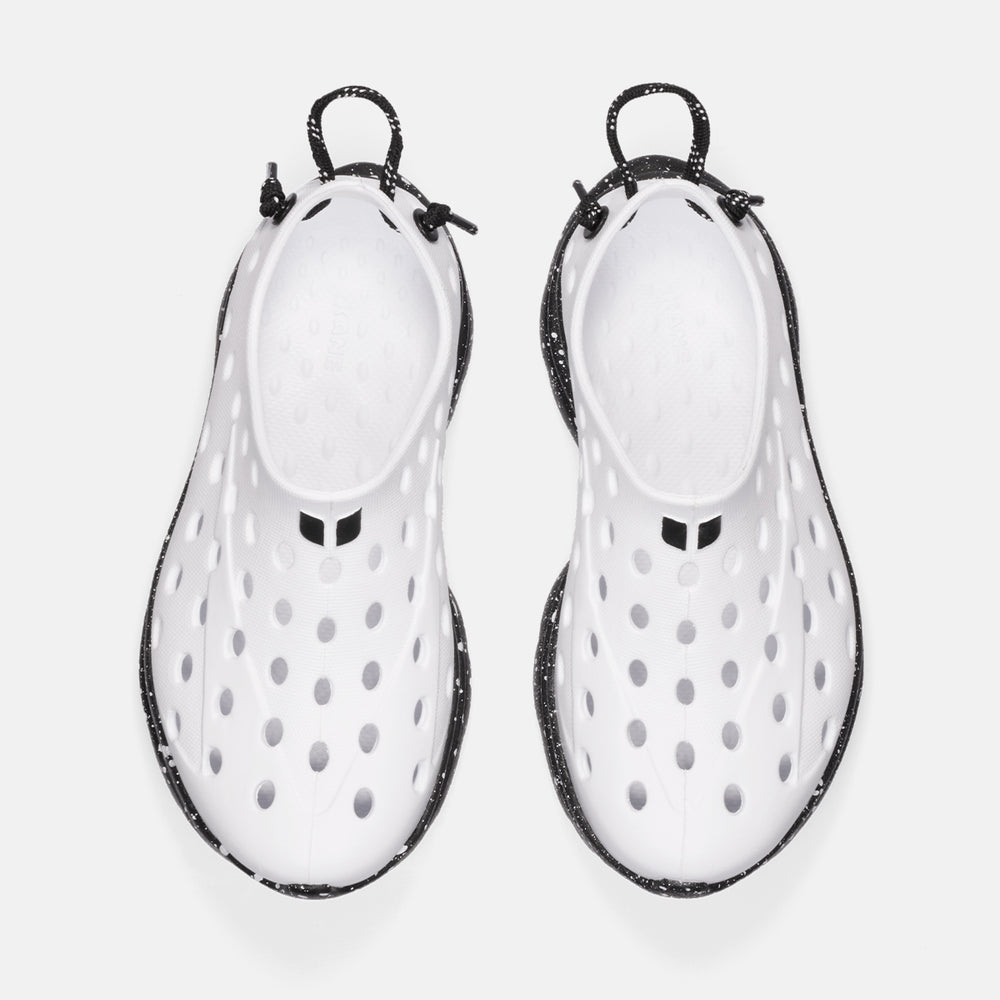 White / Black Speckle – KANE Revive Kids – Active Recovery Shoe