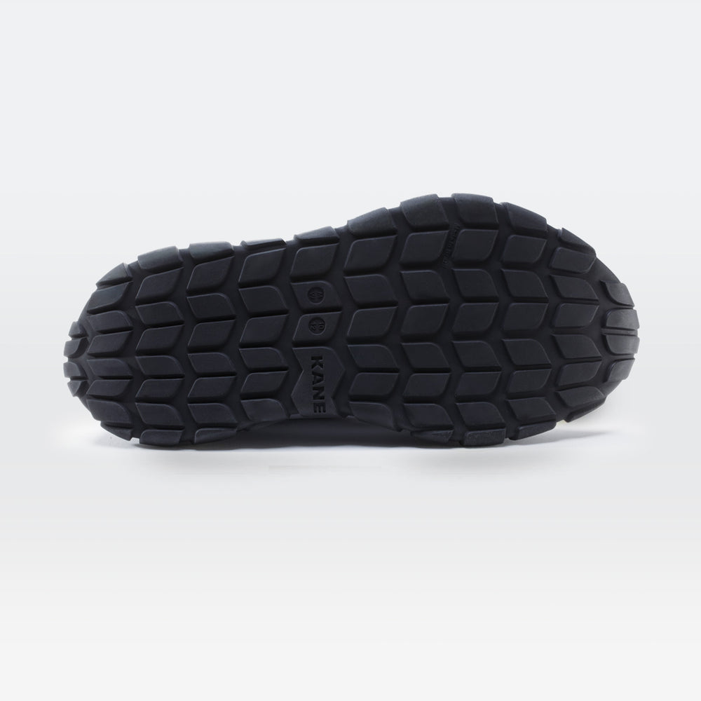 KANE Revive AC – White / Black – Active Recovery Shoe