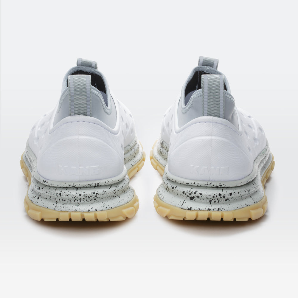 Kane Revive AC – White / Gum – Active Recovery Shoe