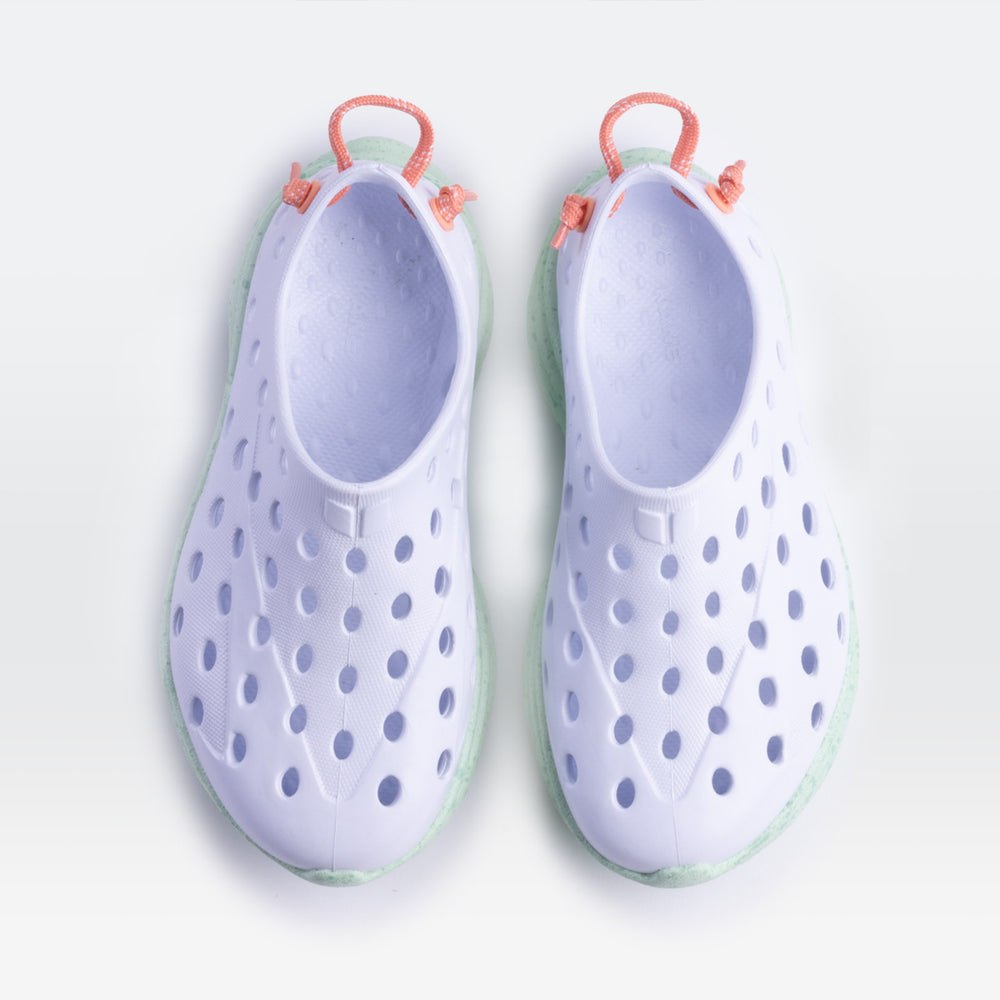 White / Black Speckle – Kane Revive Kids – Active Recovery Shoe